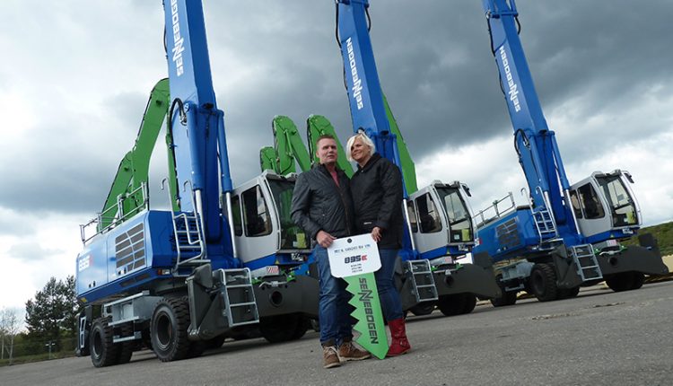 A logistics specialist for inland ports: 3x SENNEBOGEN 835 for handling ...